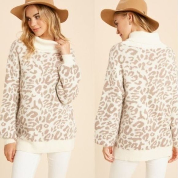 Sweaters | Gorgeous Leopard Print Turtleneck Sweater | Poshmark